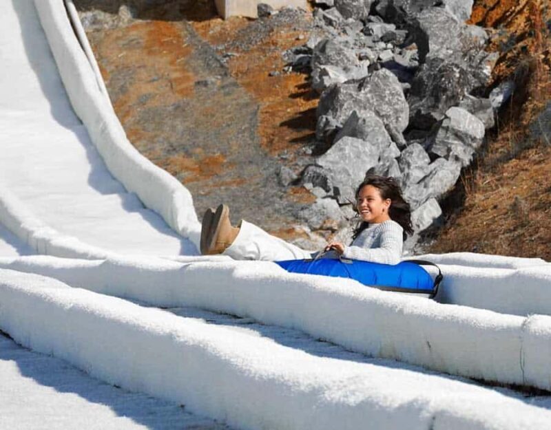 Pigeon Forge: Snow Tubing at Smoky Mountain Snowpark - A Deep Dive into the Snow Tubing Experience