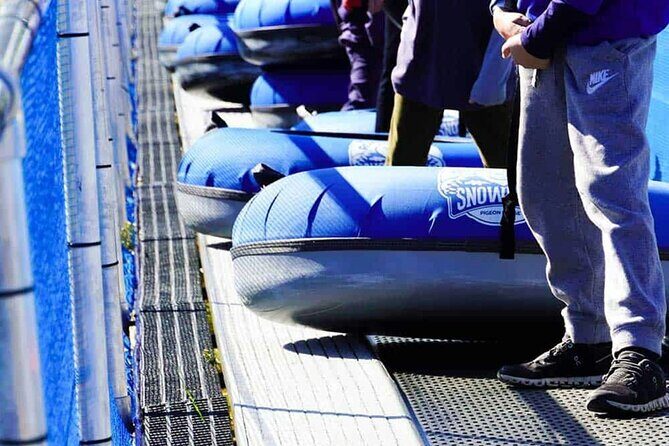 Pigeon Forge Snow Tubing at Smoky Mountain Snowpark - The Check-In and Safety Briefing