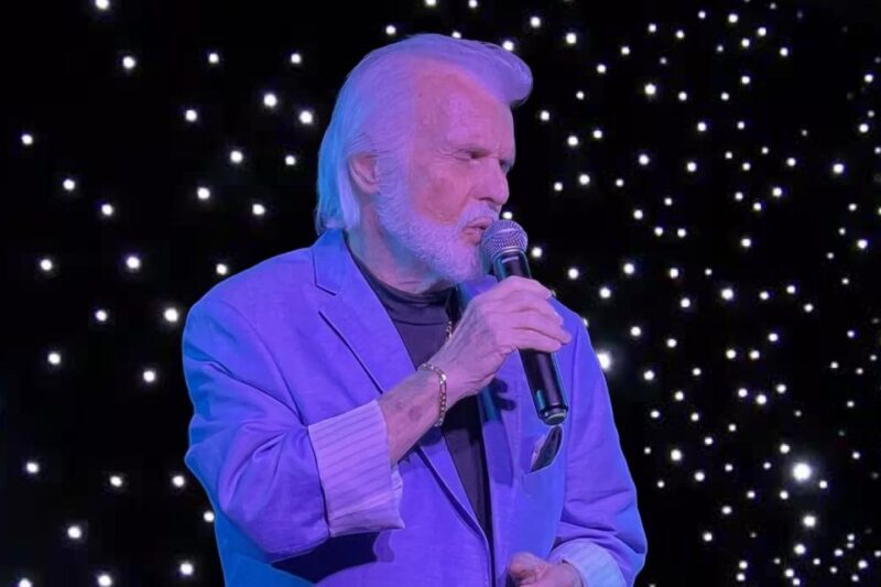 Pigion Forge: Elvis and Johnny Cash Tribute Show Ticket - The Experience in Detail