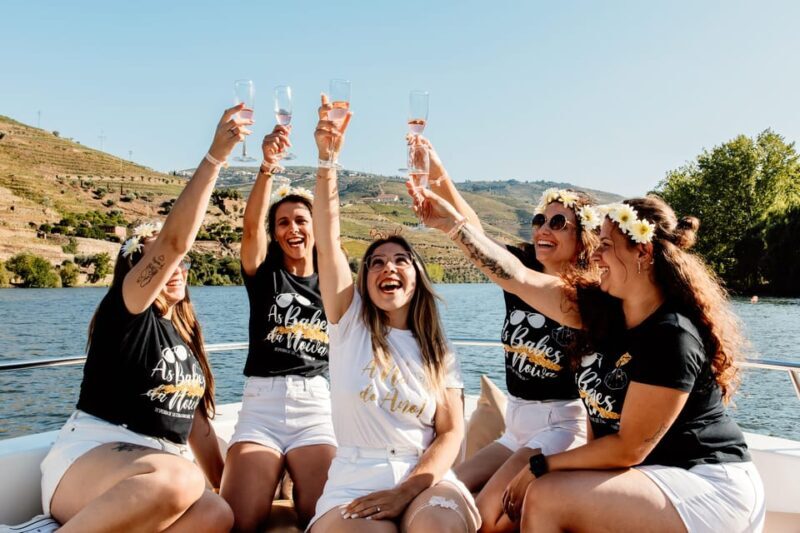 Pinhão: 1 Hour SUNSET Cruise with Sparkling Wine - Key Points
