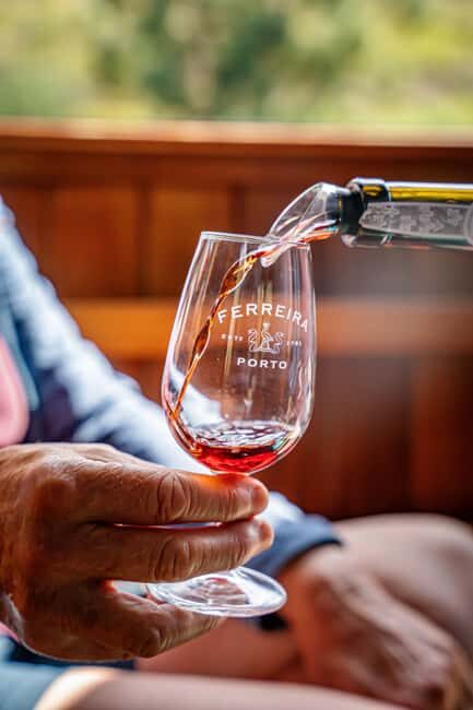 Pinhão: Private Sunset Rabelo Tour with Bottle of Port Wine - The Scenic Highlights of the Douro River at Sunset