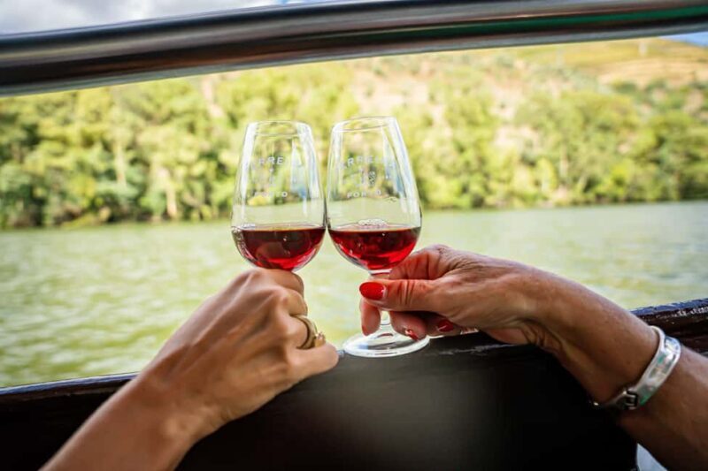 Pinhão: Private Sunset Rabelo Tour with Bottle of Port Wine - Practical Tips for Bookings and Participation