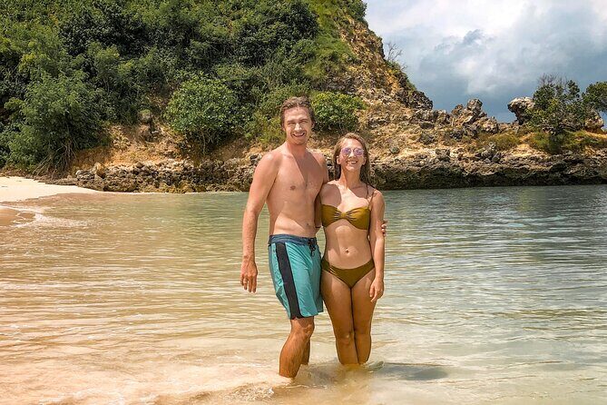 Pink Beach Lombok Island - What’s Included and What to Consider