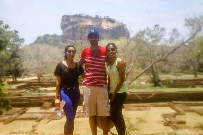 Pinnawala City to Colombo (CMB) Airport Private Transfer - What Travelers Are Saying