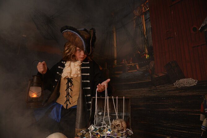 Pirate Costume Photo Shoot - What to Expect from the Pirate Costume Photo Shoot