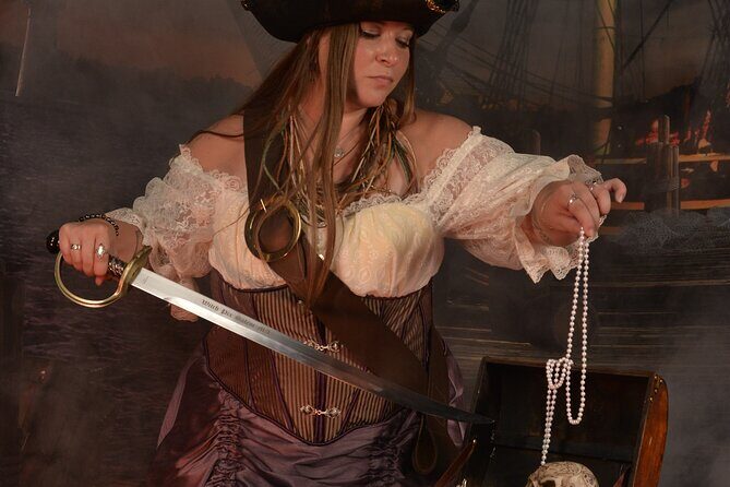 Pirate Costume Photo Shoot - It’s All About the Costume and Setting
