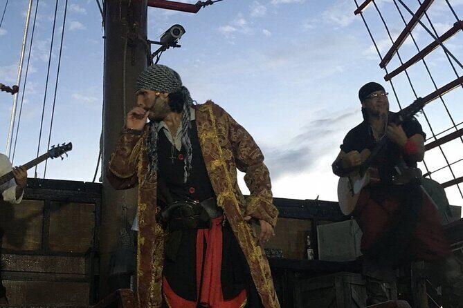 Pirate Ship at Night - An In-Depth Look at the Pirate Ship at Night