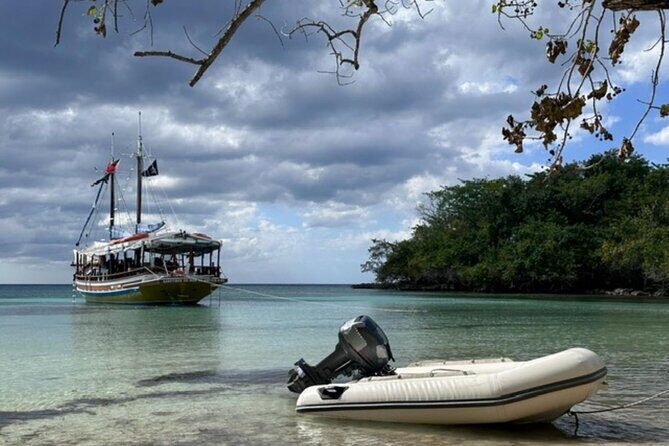 Pirate Ship Sunset Cruise and Ricks Cafe Montego Bay Resorts - What About the Cost and Value?