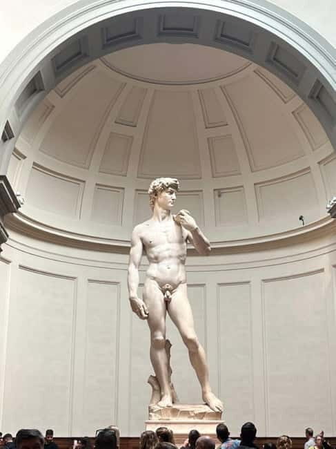 Pisa and Florence: small groups from Rome with visit to the Accademia - FAQs