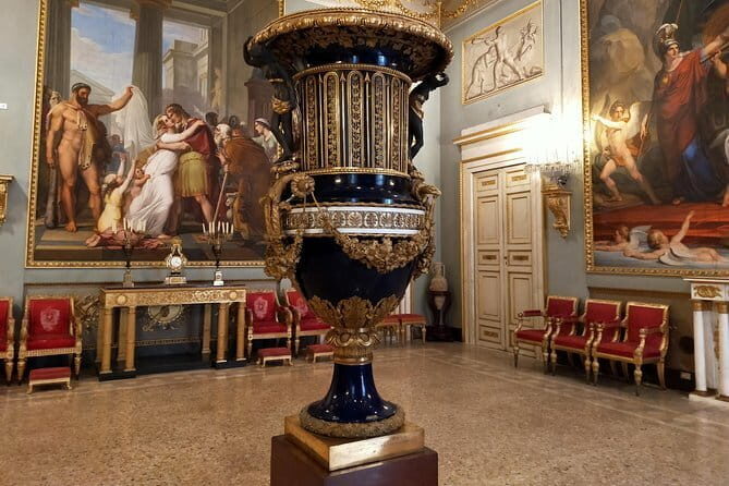 Pitti Palace: The Royal Palace of Florence - A Closer Look at the Tour Itinerary