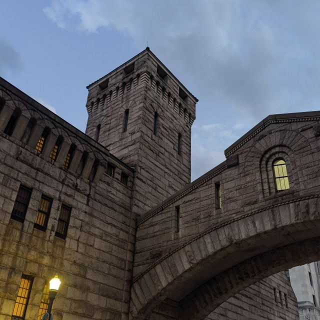 Pittsburgh: Evening Ghost Downtown Walking Tour - The Sum Up
