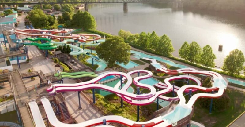 Pittsburgh, PA: Sandcastle Waterpark Entry Ticket - Breaking Down the Experience