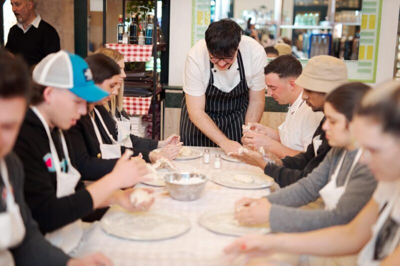 Pizza Cooking Class in Rome - Piazza Navona - What This Tour Offers