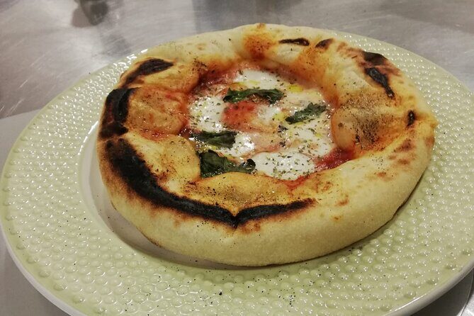 Pizza course in Catania with Show Cooking Cannolo - FAQ