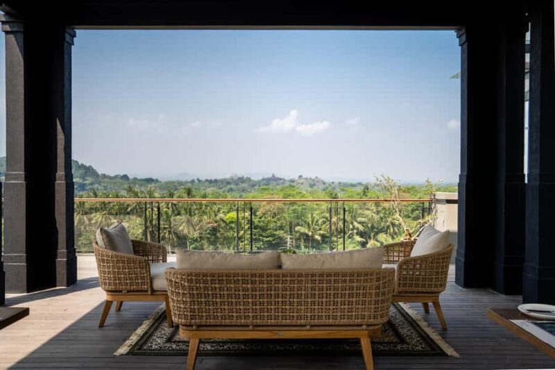 Plataran Borobudur: Sunrise Breakfast at Tiga Dari Rooftop - Key Points