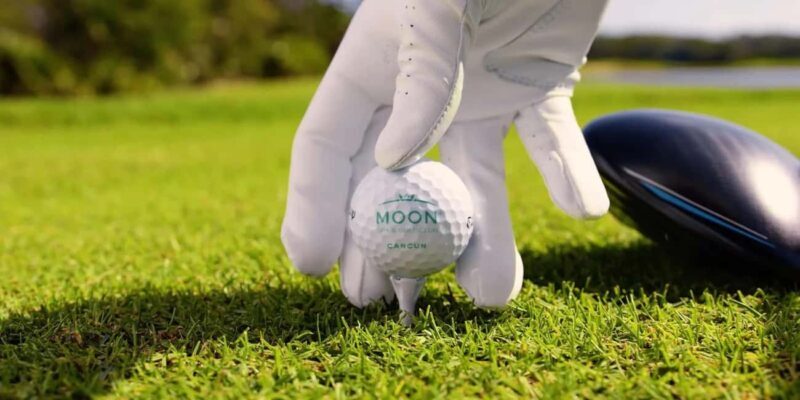 Play Moon Palace Golf Course W/Clubs - An In-Depth Look at the Golf Experience