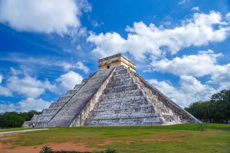 Playa del Carmen: Chichen Itza Early Tour with Hotel Pick-up - FAQs