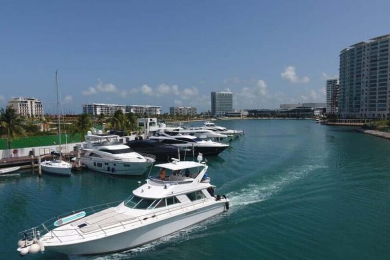 Playa Mujeres: Private Yacht Rental - 4hr SR55H4 #GMBSR55FUN - Introduction