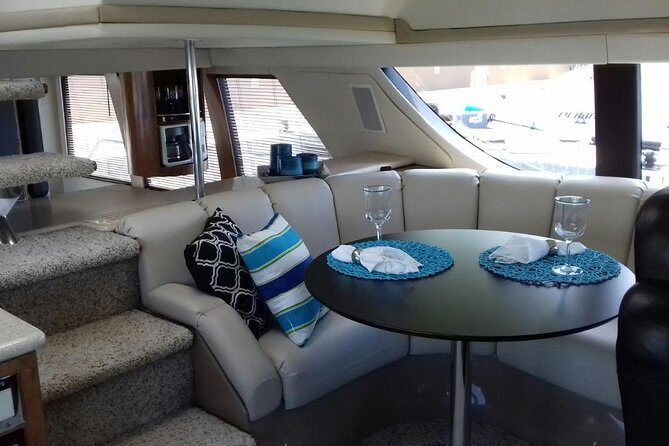 Playa Mujeres rent a Yacht 4hrs with Food and drinks aboard CA55 - Who Will Love This Tour?