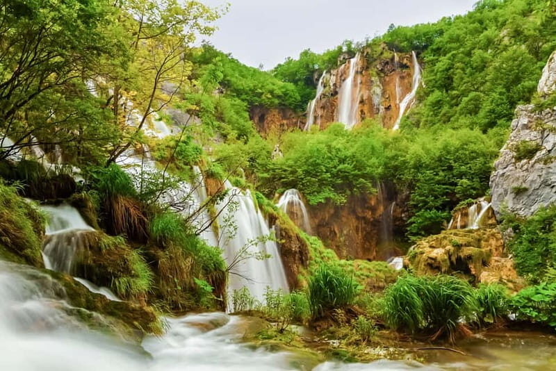 Plitvice Lakes: Guided Walking Tour with Bus and Boat Ride - What the Reviews Say