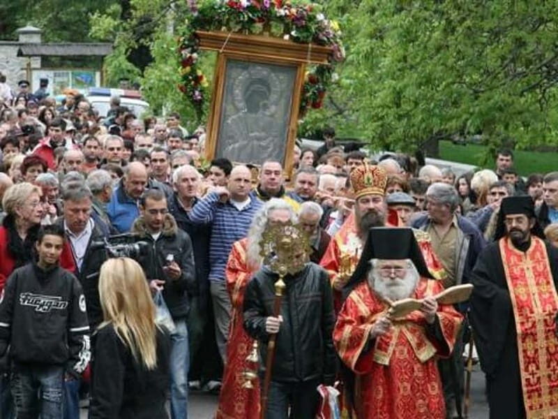 Plovdiv: Bachkovo Monastery, Asen Fortress, & Wonder Bridges - Who Should Consider This Tour?