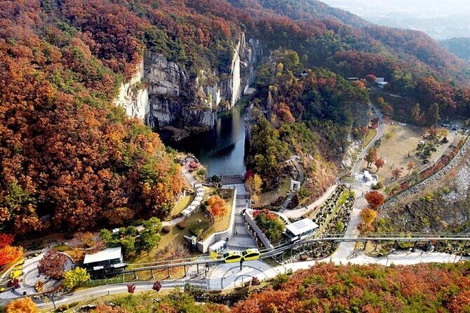 Pocheon: Sanjeong Lake+ Art Valley+Morning Calm garden Tour - The Garden of Morning Calm: Seasonal Beauty and Tranquility