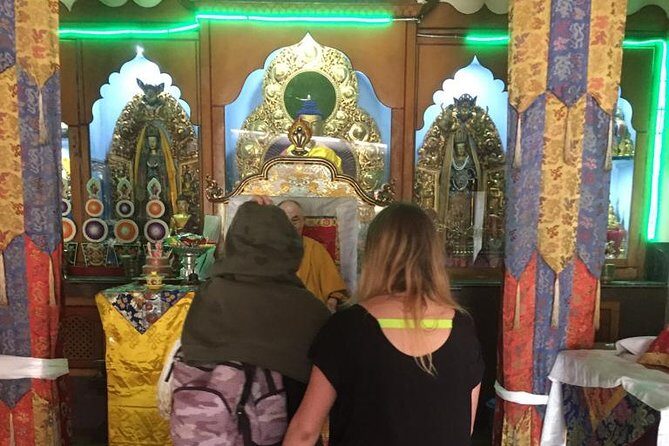 Pokhara City Tour in Sharing Bus - Practical Details on Transportation and Group Size