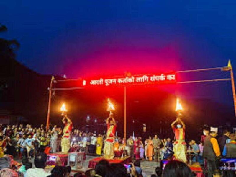 Pokhara: Tal Barahi Temple Evening Aarati Ceremony - Walking Along Fewa Lake