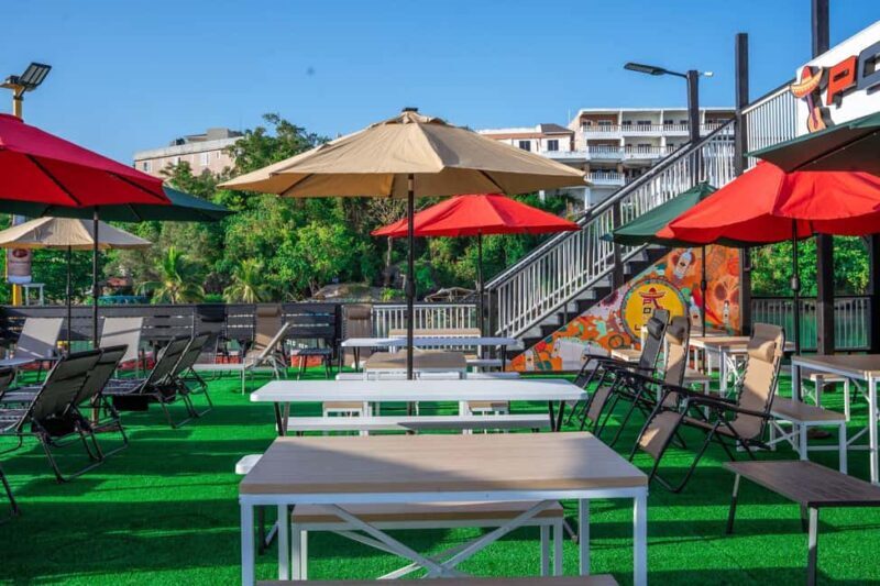 Poko Loko Floating bar: Morning Splash Montego Bay - What Is the Poko Loko Floating Bar: Morning Splash?