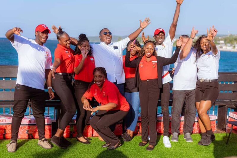 Poko Loko Floating Bar: Sunset Sips Ocho Rios & Falmouth - What Travelers Can Expect