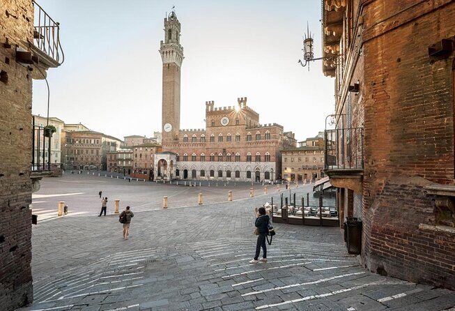 PolaTour The 17 Fountains of the Contradas of Siena - Key Points