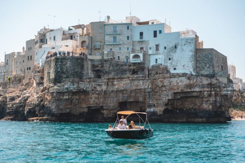 Polignano a Mare: Boat Cruise to Scenic Caves with Prosecco - Key Points