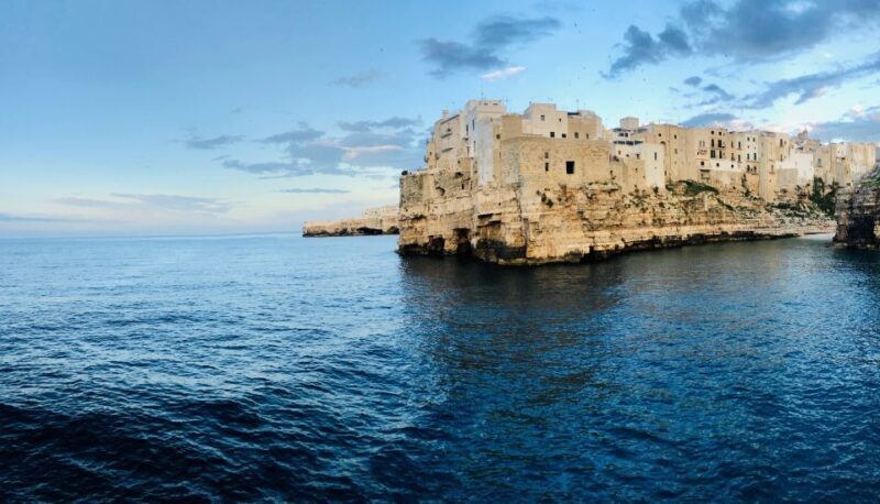 Polignano a Mare: Boat Trip, Swim & Cave with Aperitif - Key Points
