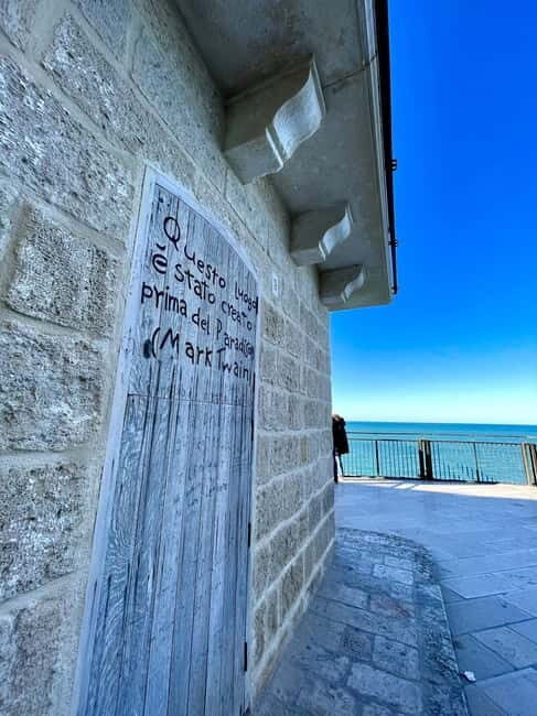 Polignano a Mare: Guided walking tour - Key Points
