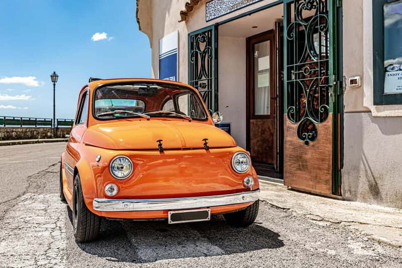 Polignano a Mare: Tour By Vintage Fiat 500 with driver - Authenticity and Genuine Experience