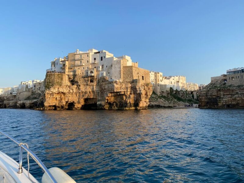 Polignano a Mare: Tour of Barca Tra Grotte with Aperitivo - The Itinerary in Detail