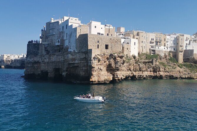 Polignano by boat Private excursion with aperitif - A Closer Look at the Itinerary