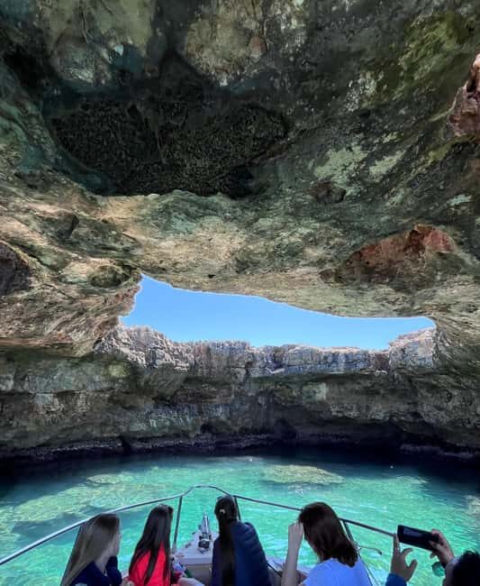 Polignano: Coastline Tour With Prosecco And Taralli & Swim - What to Expect During the Tour