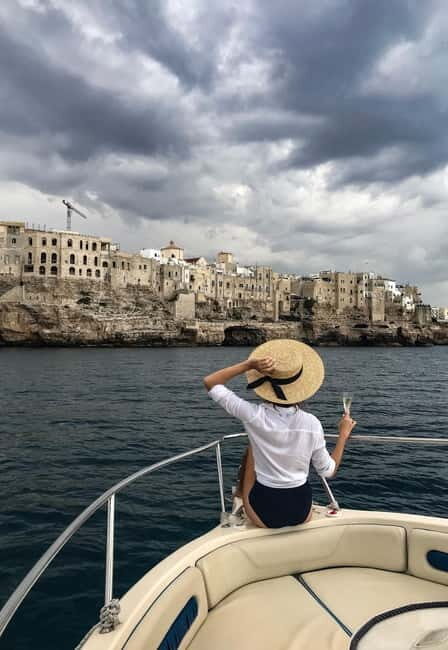Polignano: Coastline Tour With Prosecco And Taralli & Swim - The Experience From Reviews