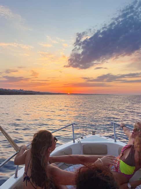 Polignano: group boat Tour between caves prosecco and snacks - A Deep Dive into the Experience