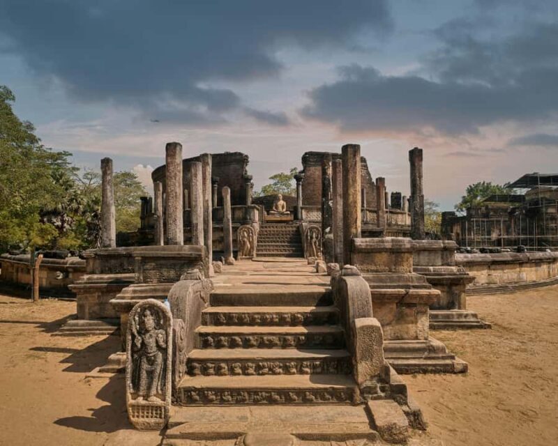 Polonnaruwa Ancient City & Minneriya Safari Full-Day Tour - What Makes This Tour Stand Out?