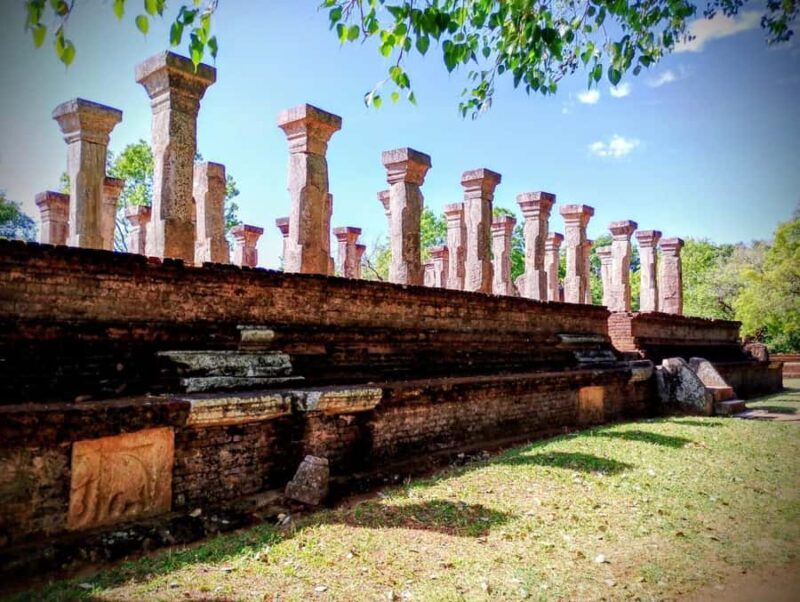 Polonnaruwa: Ancient City Sightseeing Guided Tour - An Overview of the Tour Experience