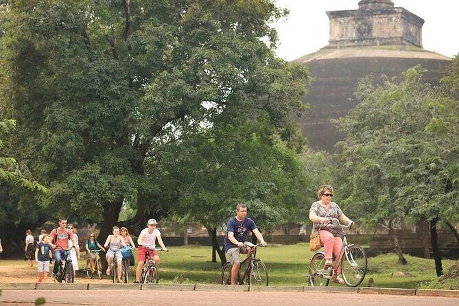 Polonnaruwe Ancient City Cycling Tour from Trincomalee/Nilaveli - Exploring the Polonnaruwa Ancient City Cycling Tour from Trincomalee/Nilaveli