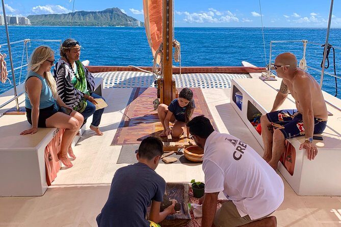 Polynesian Canoe Morning Sail - Authenticity and Cultural Focus