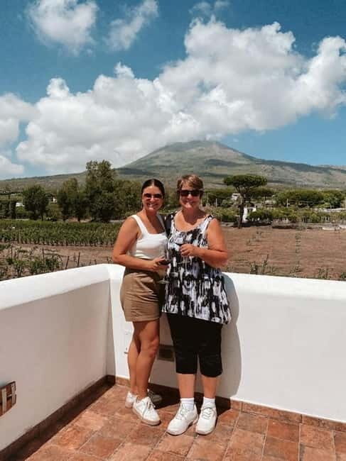Pompei: Vesuvius Vineyards Tour with Wine Tasting and Lunch - What Makes This Tour Special