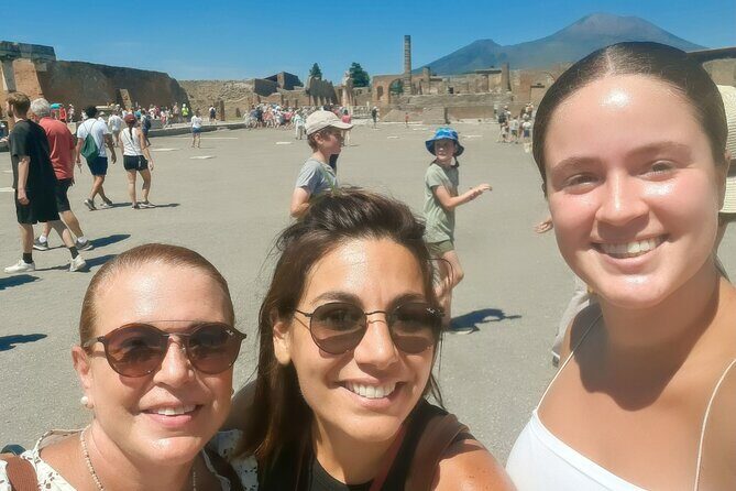 Pompeii 2 hours Private guided tour, A JOURNEY THROUGH THE TIME - Exploring Pompeii in Depth: A Private 2-Hour Journey