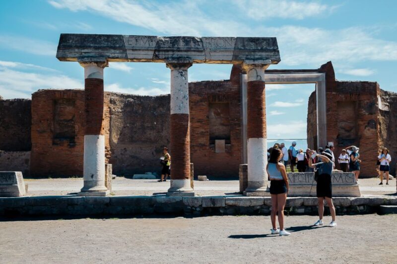 Pompeii, Amalfi, Ravello Day Tour with Private Transfer - Key Points