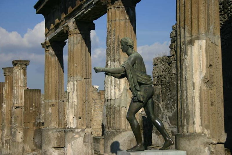 Pompeii and Amalfi Coast Private Full-Day Tour - Pompeii: A Walk Through Time