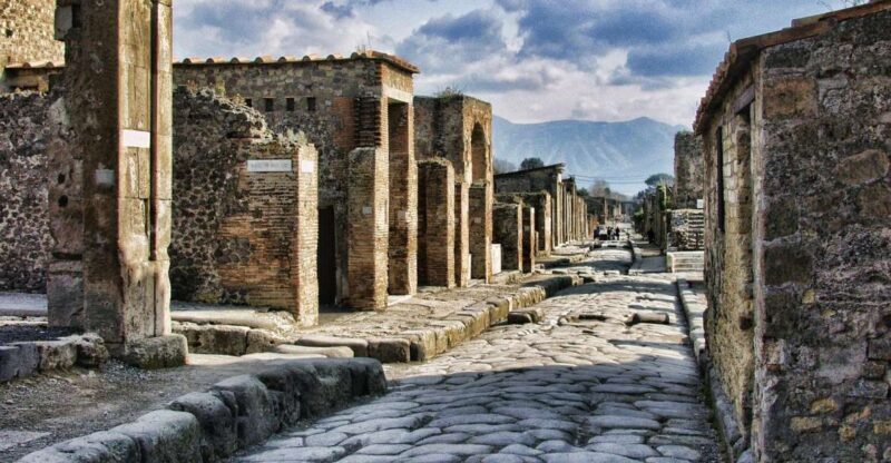 Pompeii and Herculaneum: Private Tour from Naples - Who Should Book This Tour?