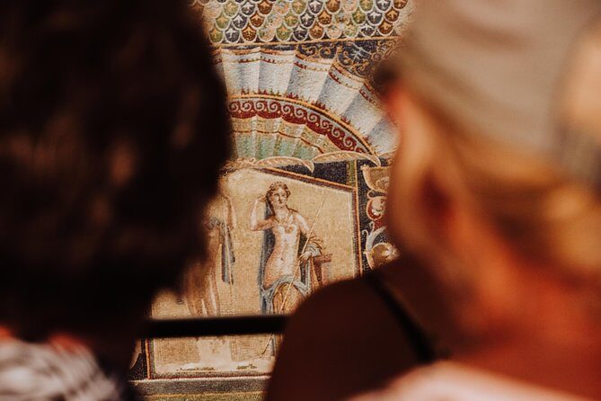 Pompeii and Herculaneum small group tour - skip the line - Transition to Herculaneum: A Closer Look at Roman Villa Life